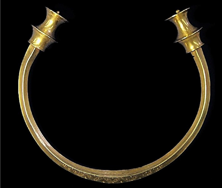 Gold torcs, Iron Age, Montalegre [Trás-os-Montes] - Archeofactu